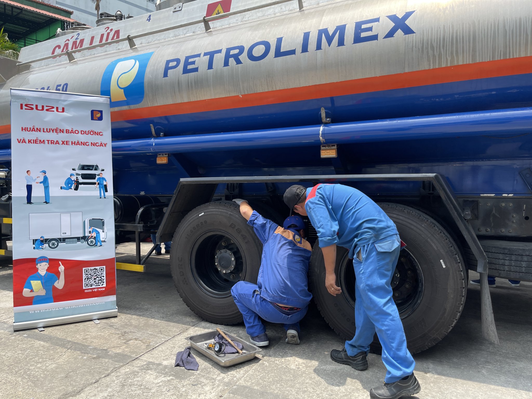 DAILY VEHICLE MAINTENANCE & INSPECTION METHOD TRAINING FOR PTC CAN THO ...